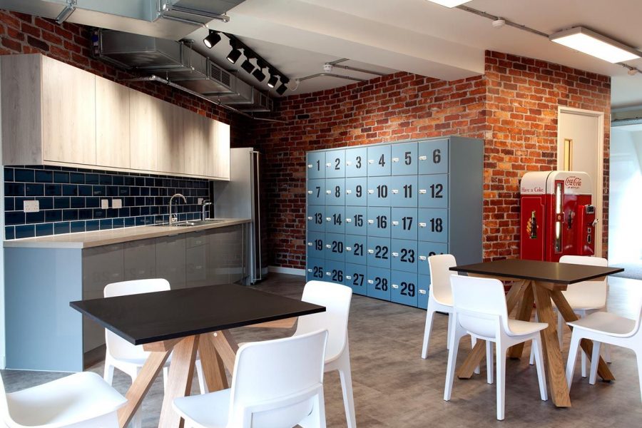 Robert Half – Office Building Services
